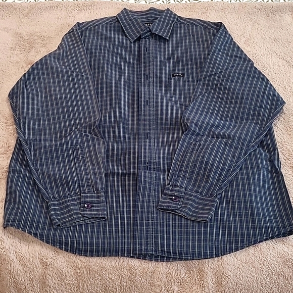 Guess | Shirts | Mens Guess Buttonup Shirt | Poshmark
